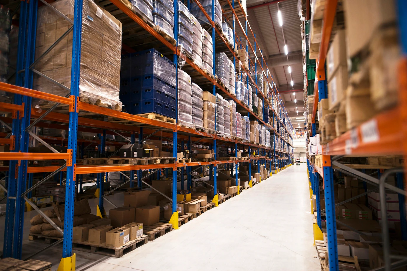 Warehouse & Storage – Falcon Cargo